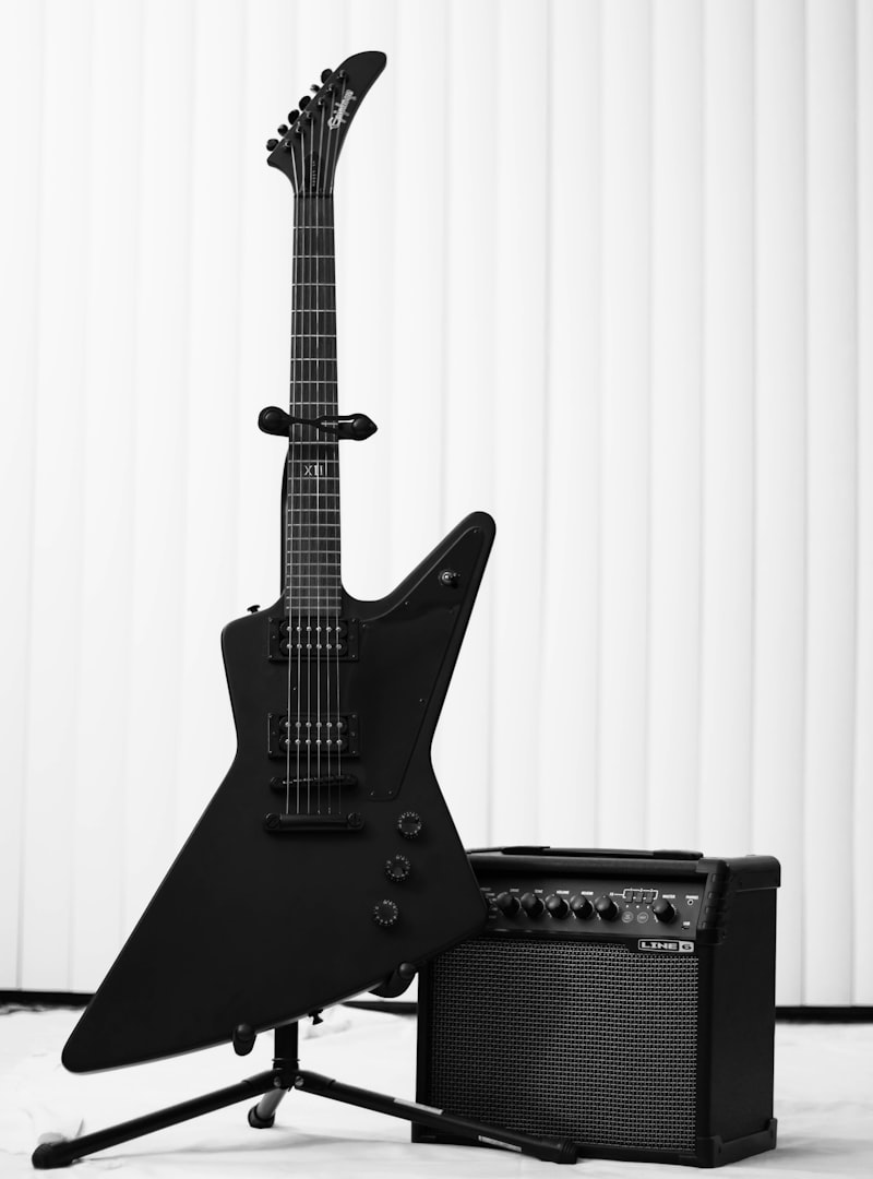 Guitar Price Guide - Premium Guitar Price Analytics & Market Intelligence